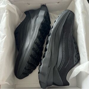 ALO Yoga | Shoes | Alo Yoga Runner Sneakers | Poshmark